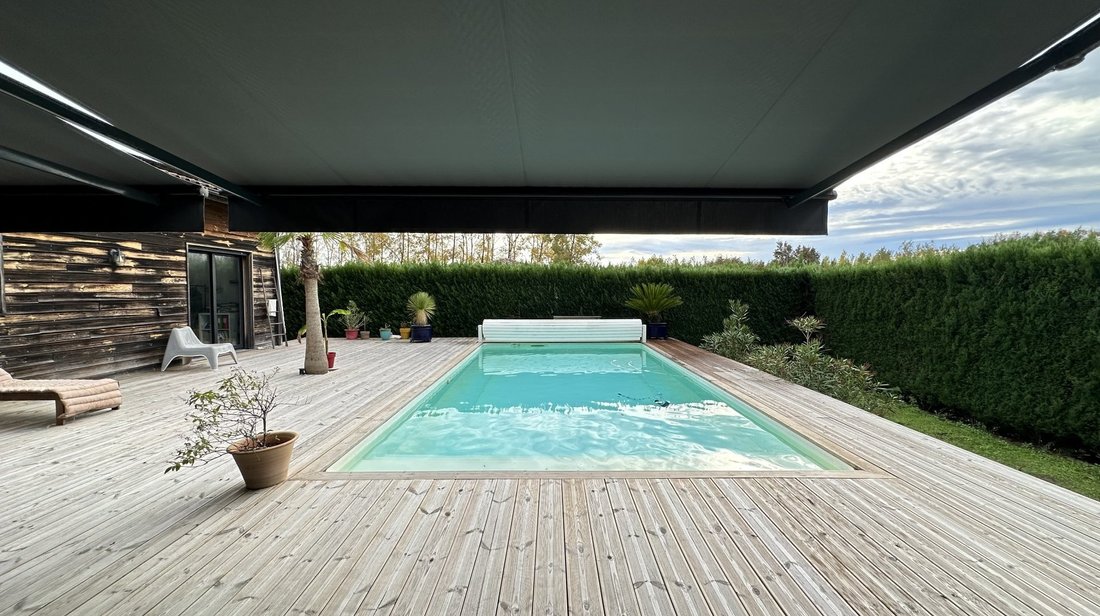 Villa De Plain Pied Ossature Bois De Type T6 In Dax, Nouvelle Aquitaine ...