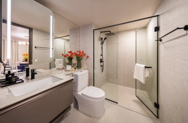 Shush Ratchathewi, Bangkok In Thanon Phaya Thai, Bangkok, Thailand For ...