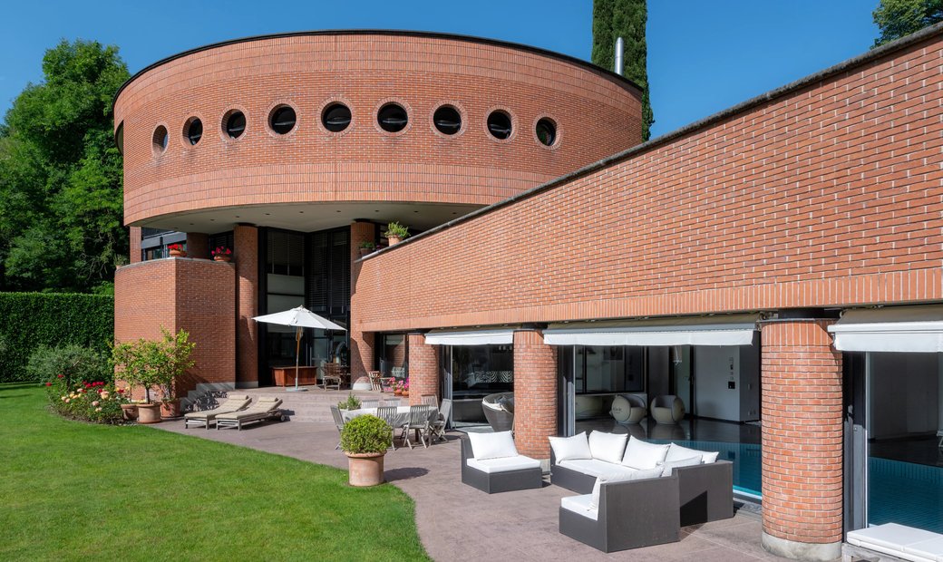 Prestigious Villa Designed By Architect In Collina D'oro, Ticino ...