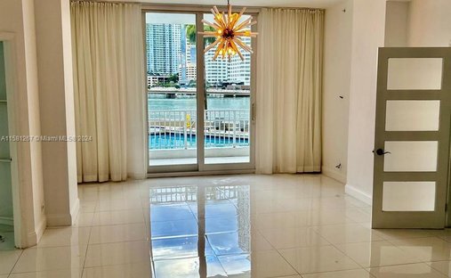 Annunci Immobiliari di Luft Realty - United States | JamesEdition