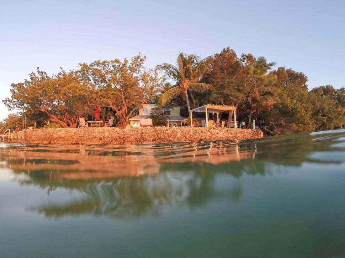 10 Bedrooms Single Family Detached In Key Largo, Florida, United States ...