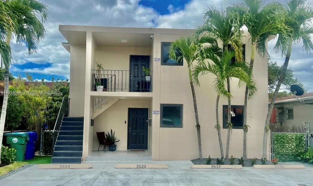 Duplex In Miami In Miami, Florida, United States For Sale (16642638)