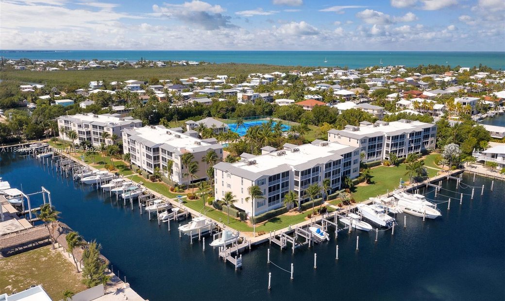 Condominium In Islamorada In Islamorada, Florida, United States For ...