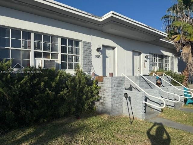 Quadruplex In Miami Beach In Miami Beach, Florida, United States For ...