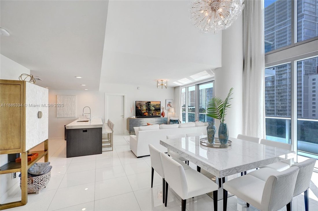 Condominium In Miami In Miami, Florida, United States For Sale (16640752)