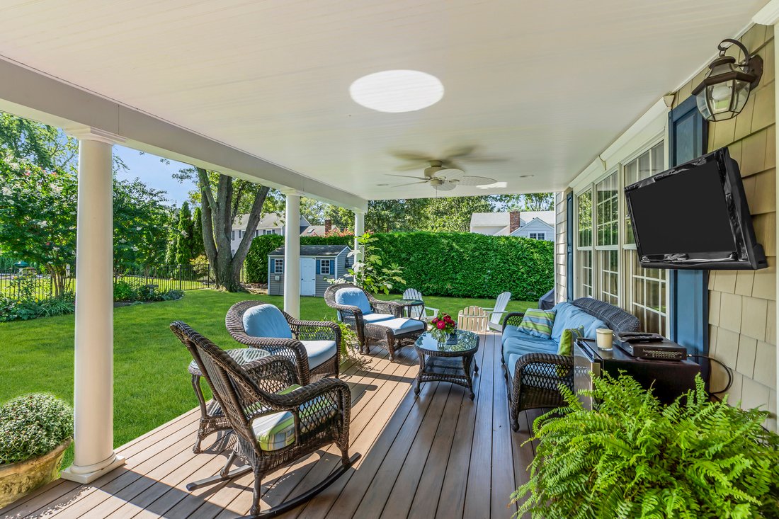 Beautifully Maintained Colonial On En Brielle, Nueva Jersey, Estados ...