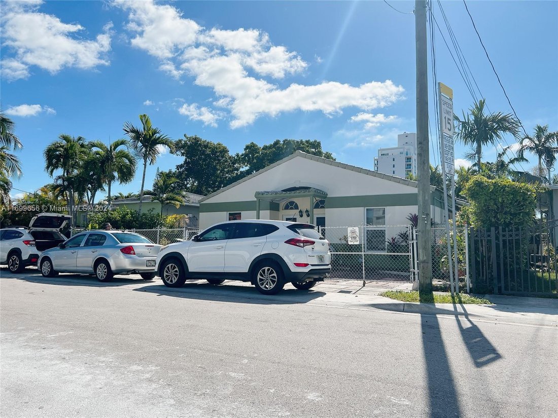 Duplex In Miami In Miami, Florida, United States For Sale (16638531)