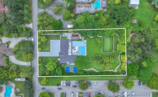 Annunci Immobiliari di The Canero Group - United States | JamesEdition