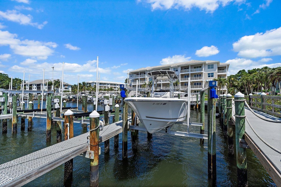Condominium In Juno Beach In North Palm Beach, Florida, United States ...