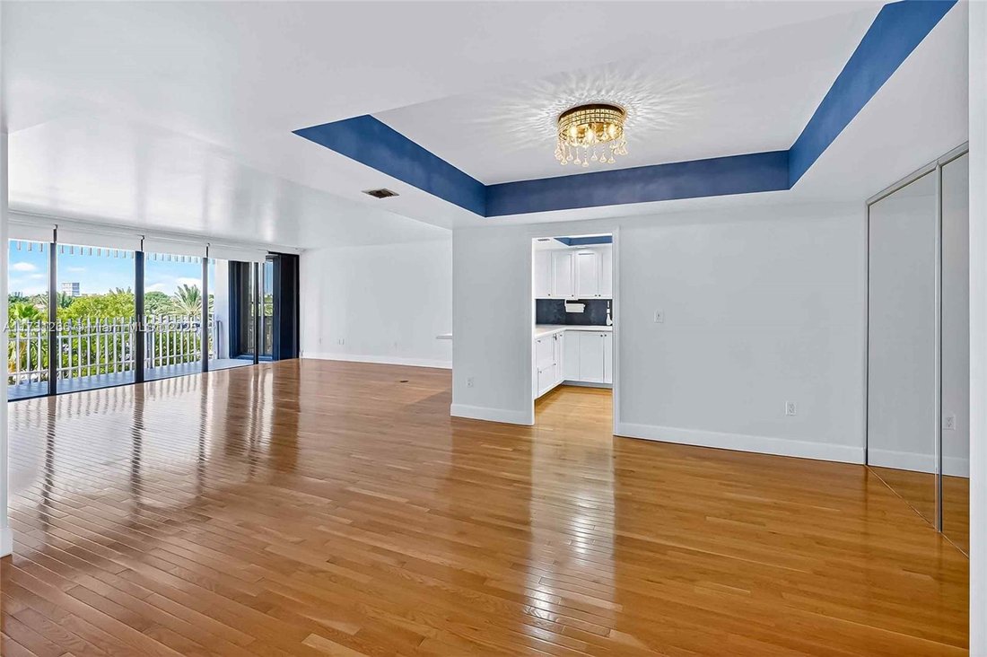 Condominium In Coconut Grove In Miami, Florida, United States For Sale ...