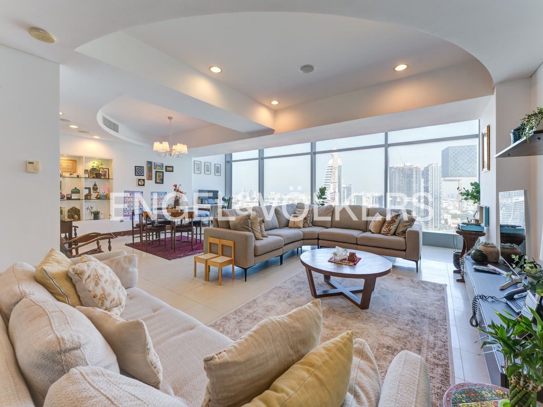 High Floor | Unfurnished | Ready To Move In Dubai, Dubai, United Arab ...