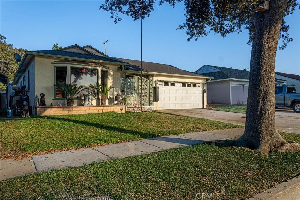 3 Bedrooms Single Family Detached In Lakewood, California, United ...