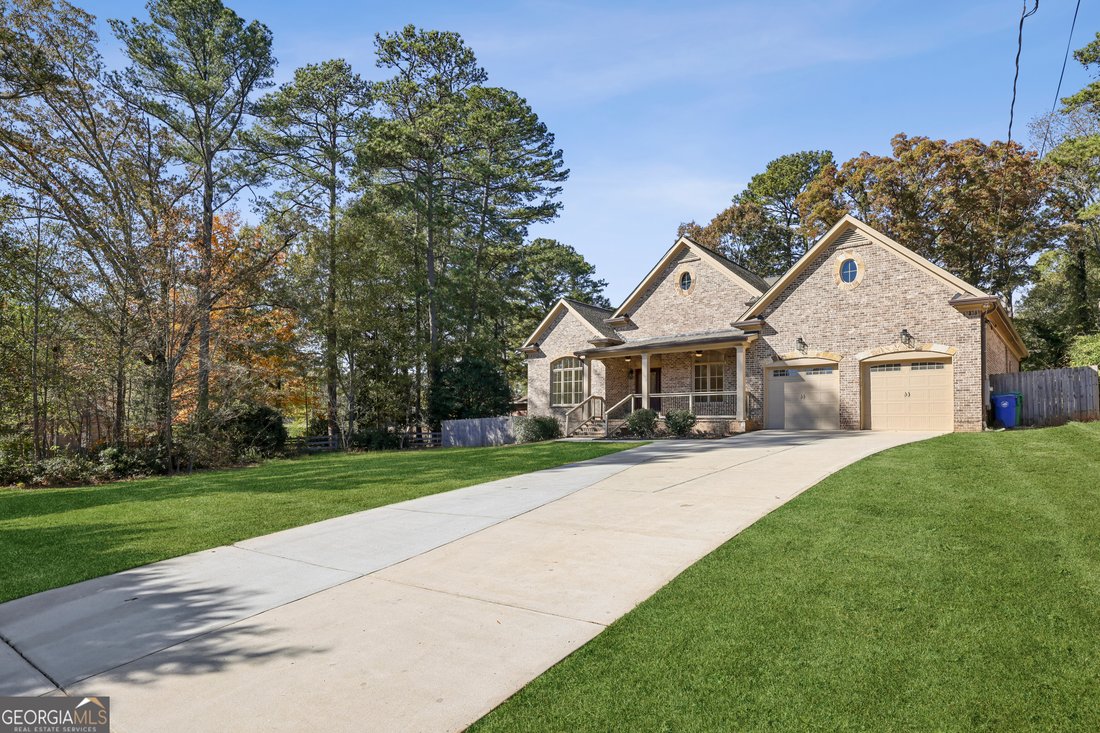 Single Family Residence In Decatur In Decatur, Georgia, United States ...