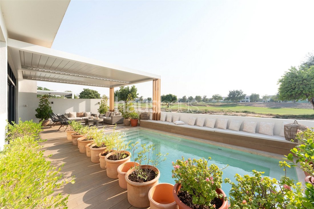 Contemporary 4 Bedroom With Full Golf In Dubai, Dubai, United Arab ...
