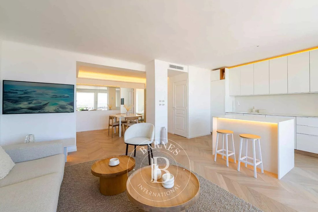 For Sale – 13007 Marseille – En Marsella, Provenza Alpes Costa Azul ...