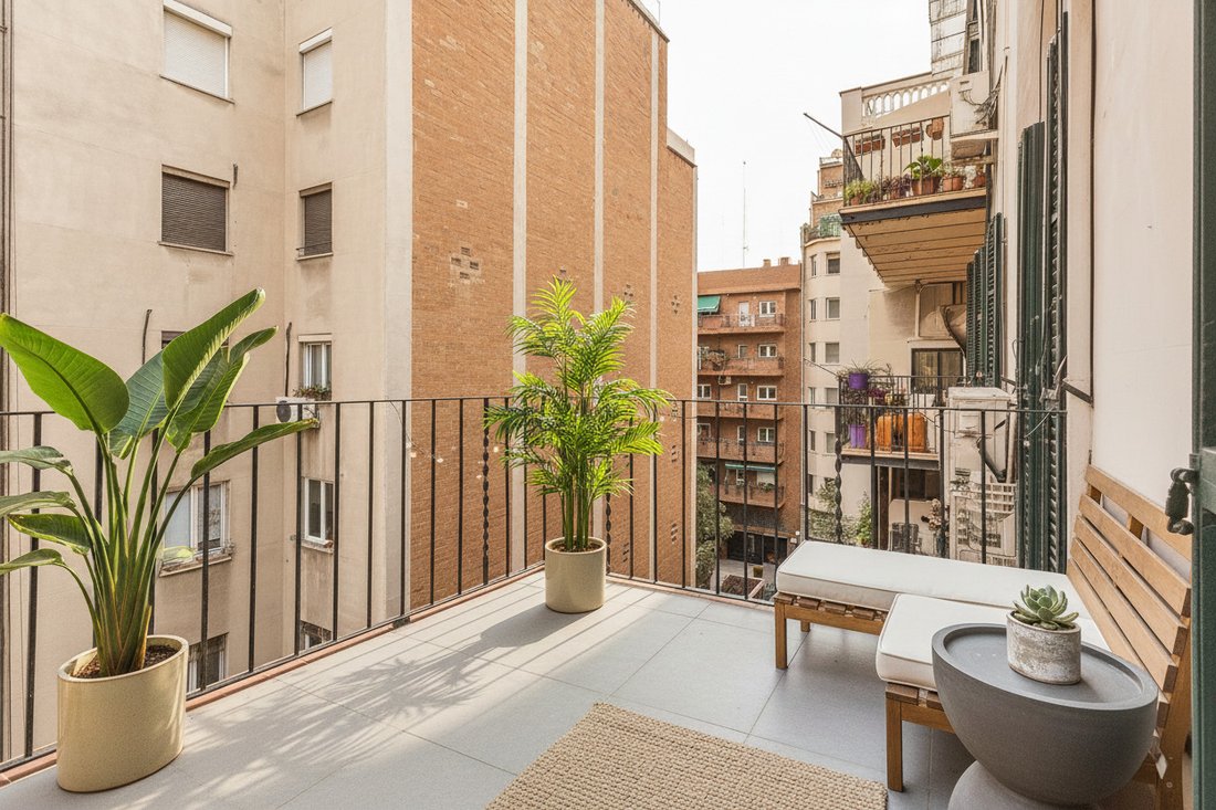 Exclusive Bright Apartment In Eixample, Barcelona In Eixample ...