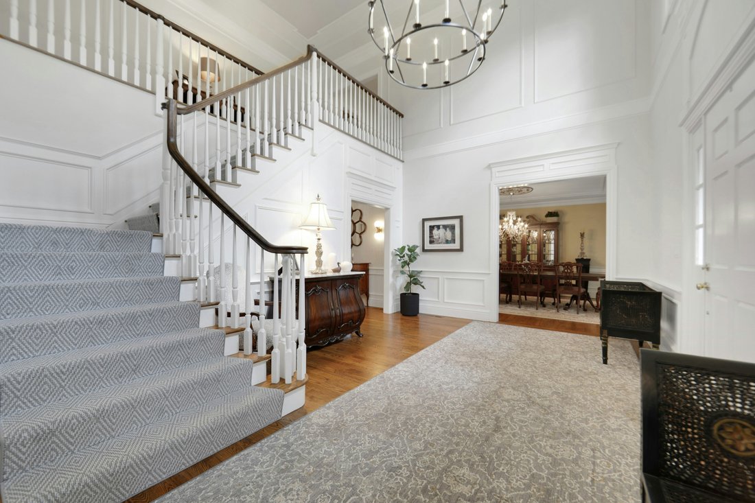 286 Crest Place, Franklin In Franklin Lakes, New Jersey, Vereinigte ...