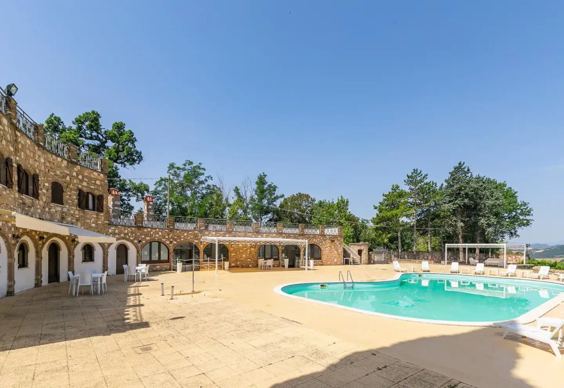 Villa Serra Alta – Charming And Elegant Farmhouse In Fermignano, Marche ...