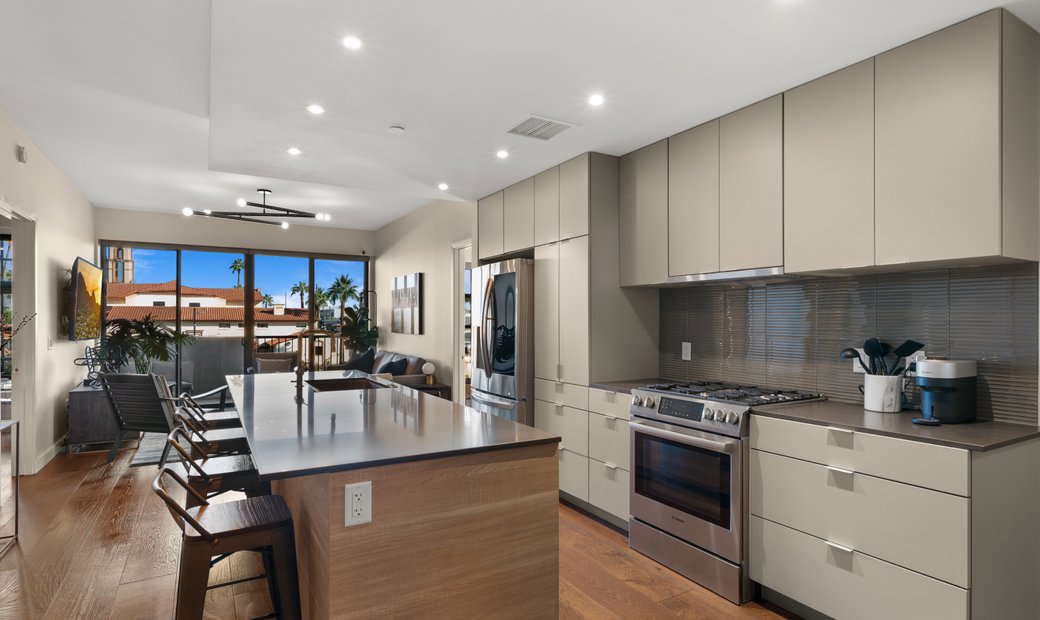 Contour Condos In Phoenix, Arizona, United States For Sale (16654728)
