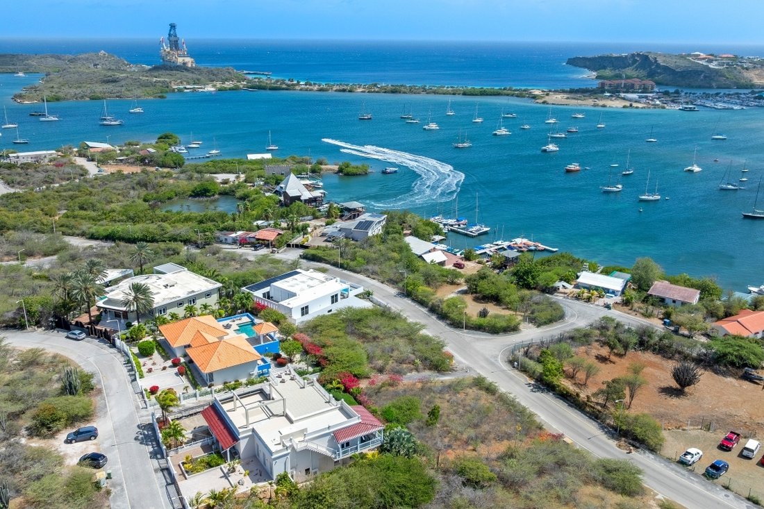 Brakkeput Ariba Kavel 9, Spaanse Water, Curaçao In Willemstad, Curaçao ...