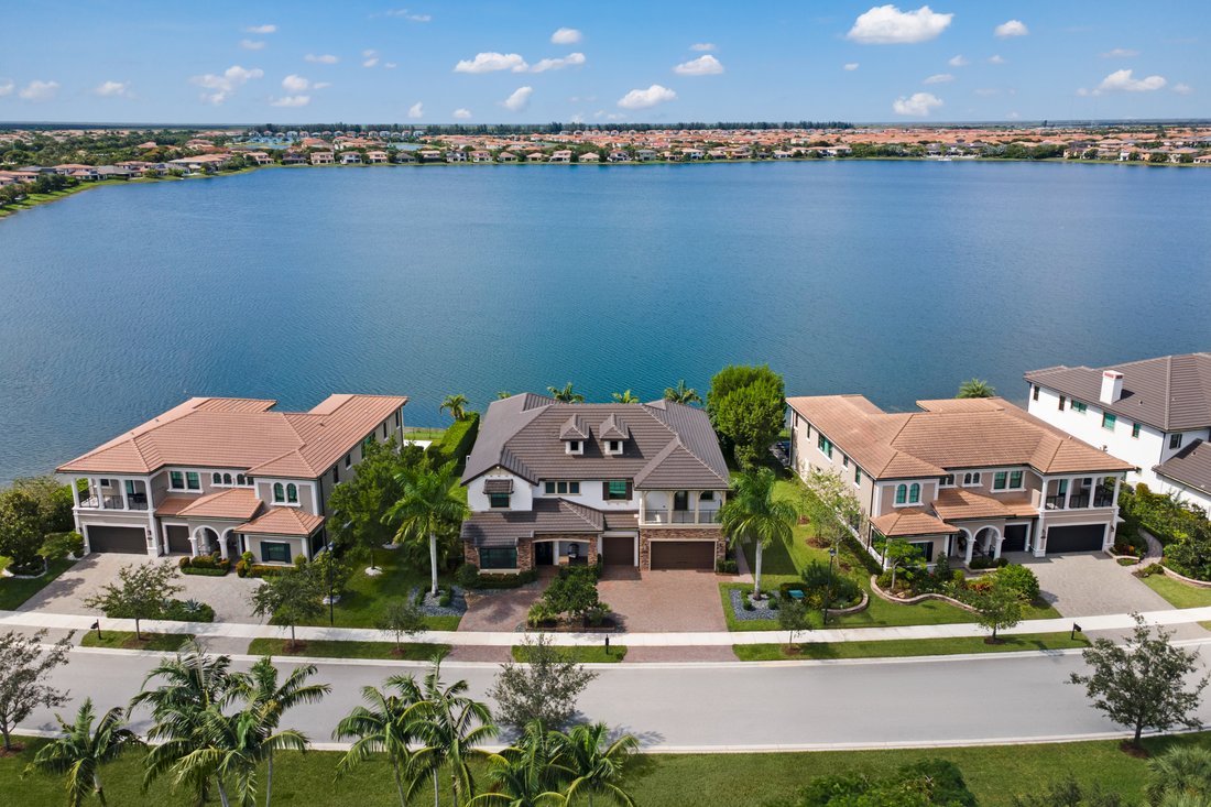 8445 E Watercrest Cir E, Parkland, Fl, In Parkland, Florida, United ...