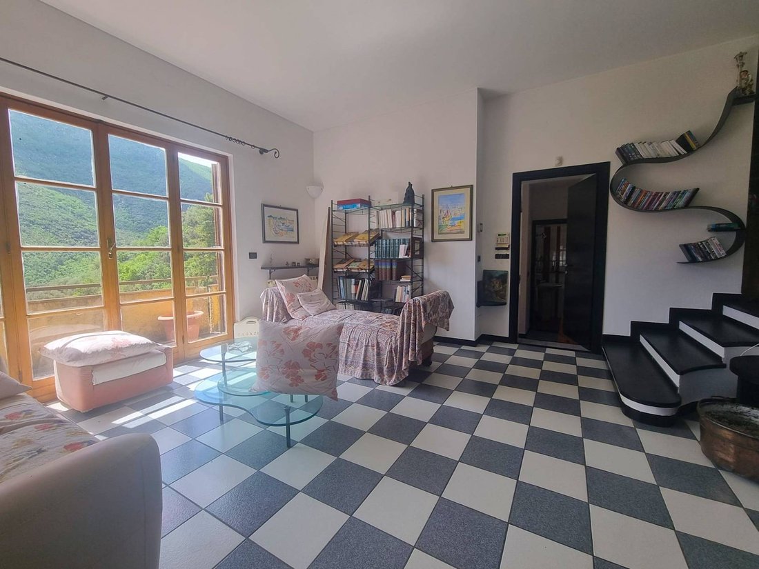 Villa In Vendita A Balestrino In Cascina Valloni, Liguria, Italy For ...