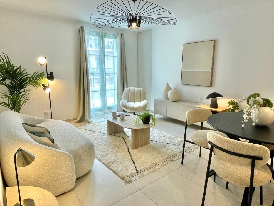 Nice Apartment In Nice, Provence Alpes Côte D'azur, France For Sale ...