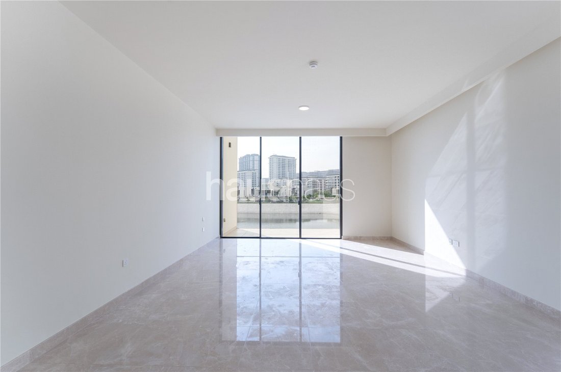 Main Lake | Corner Plot | Keys In Hand In Dubai, Dubai, United Arab ...