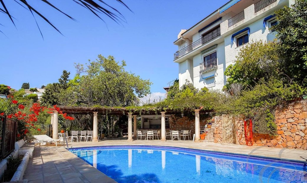 Málaga Villa In Este, Malaga, Spain For Sale (16661716)