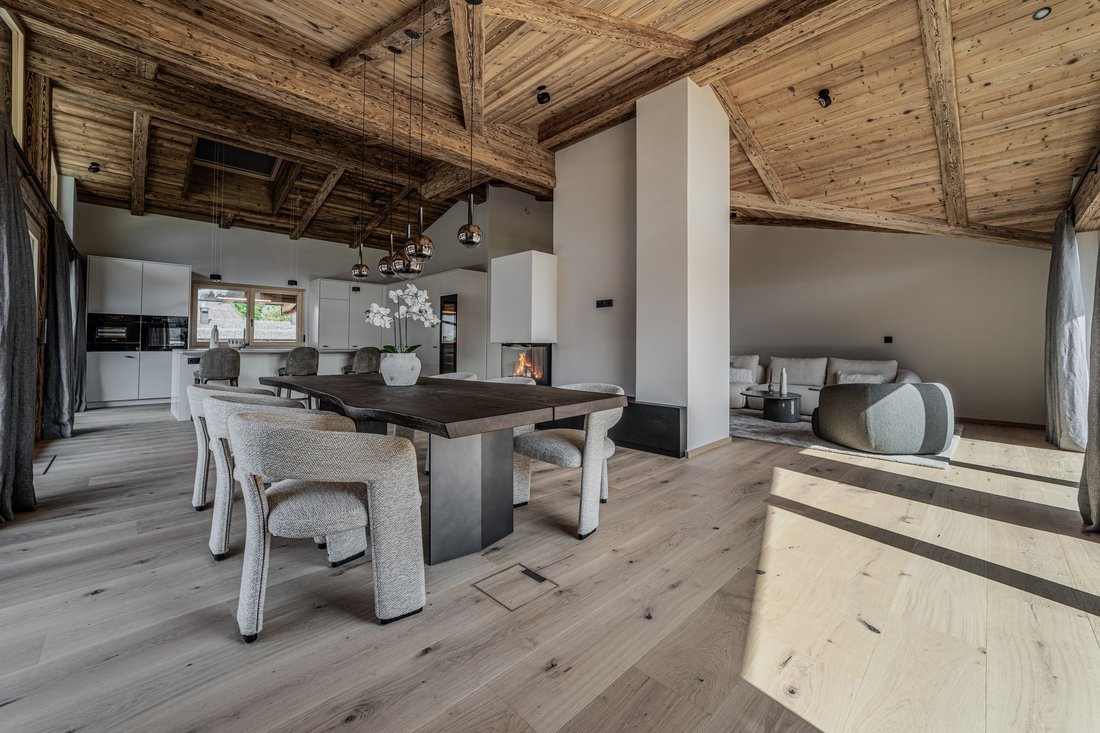 Luxuriöse Neubau Wohnungen In Toplage In Brixen Im Thale, Tyrol ...