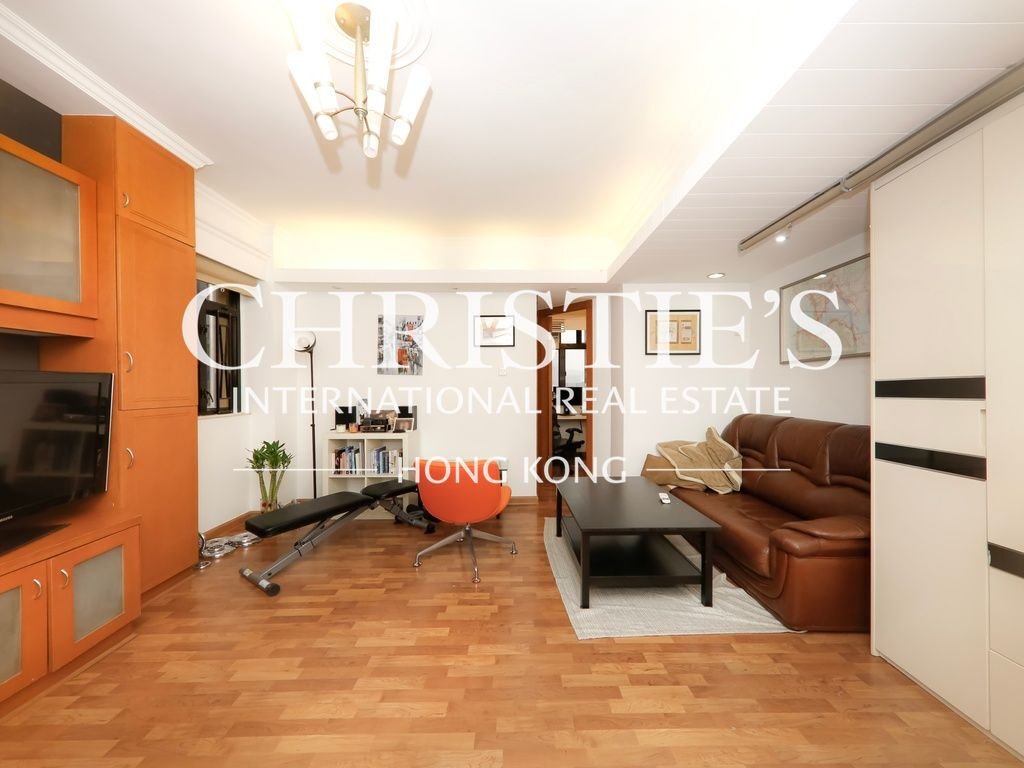 Lok Go Building In Hong Kong, Hong Kong For Sale (16666940)