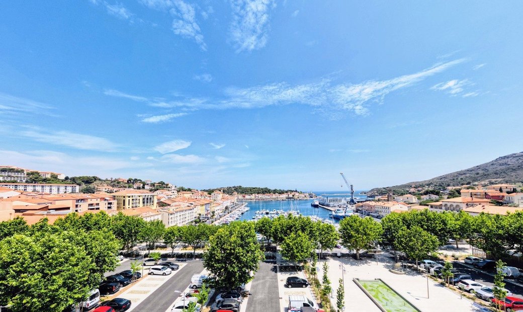 Port Vendres Apartment In Port Vendres, Occitanie, France For Sale ...