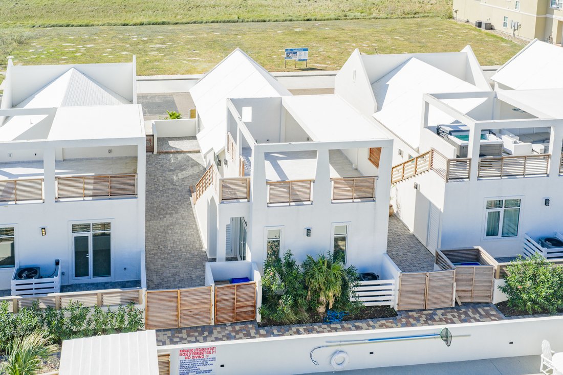 Serene Meraki Beach Villa In Port Aransas, Texas, United States For ...