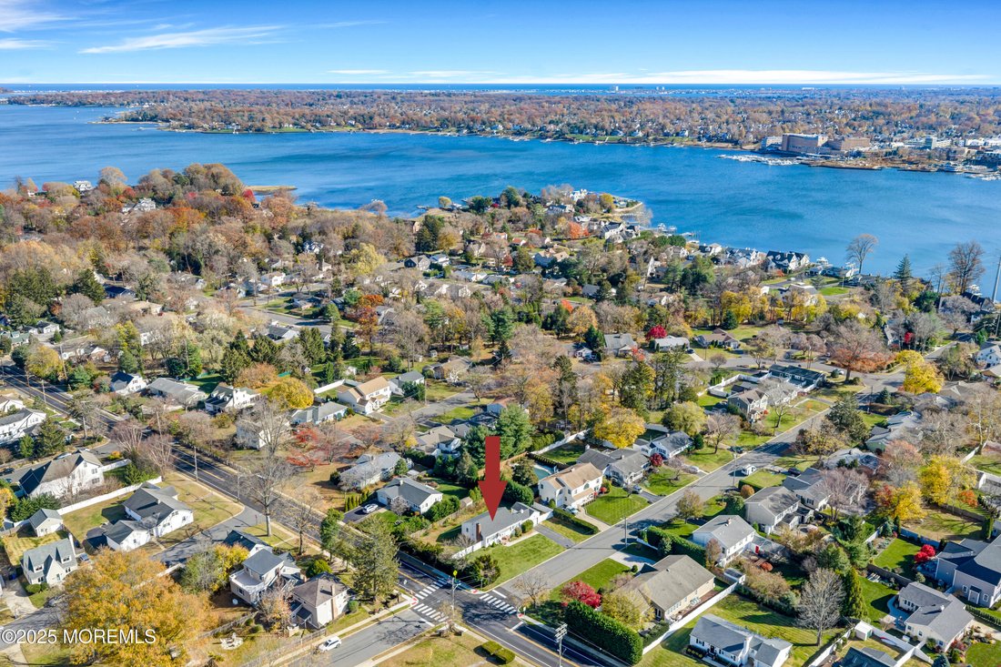 67 Victoria Place, Red Bank, Nj, 07701 In Red Bank, New Jersey, United ...
