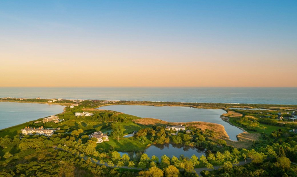 The Fordune Waterfront Estate With Pool In Water Mill, New York, United ...