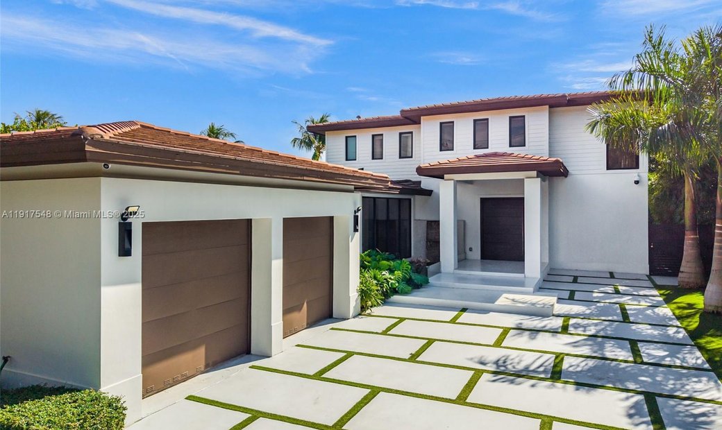 710 S Shore Dr Miami Beach, Florida In Miami Beach, Florida, United ...