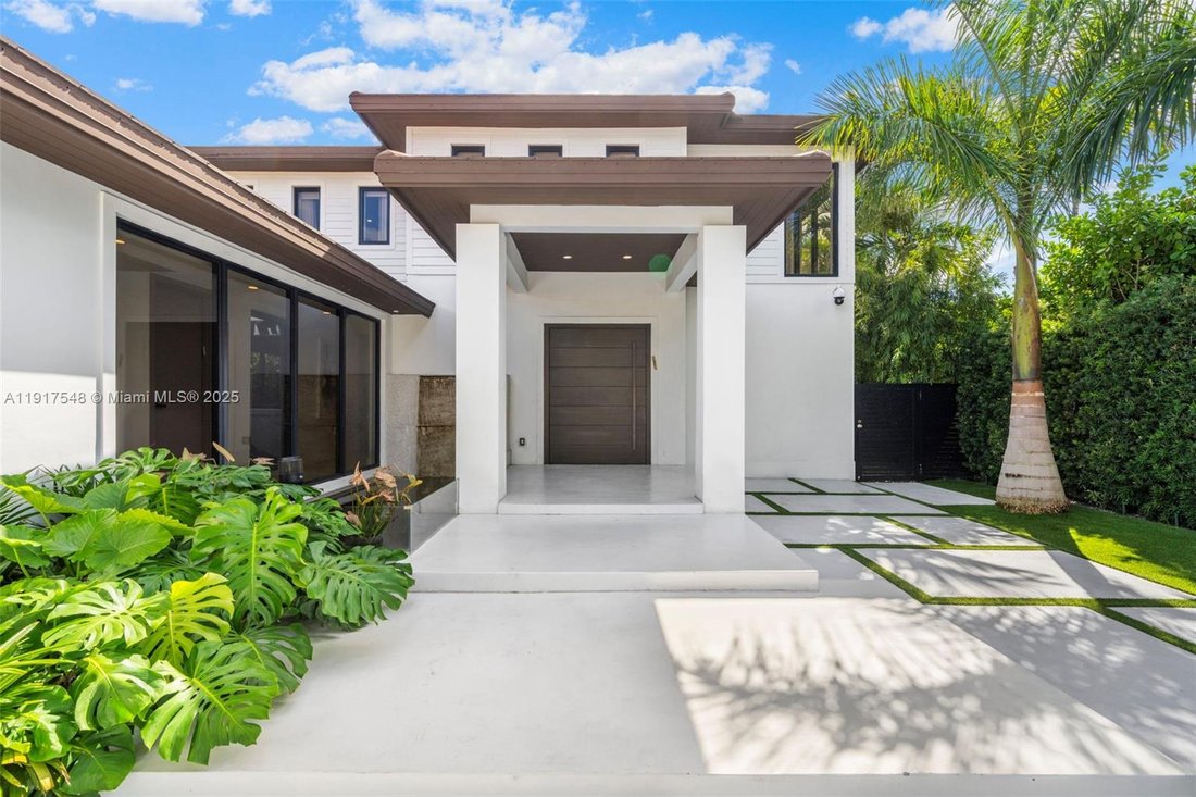 710 S Shore Dr Miami Beach, Florida In Miami Beach, Florida, United ...