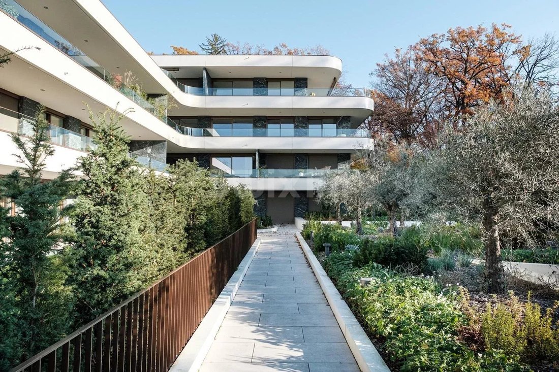 Stunning Apartment In A High End In Collonge Bellerive, Genève ...