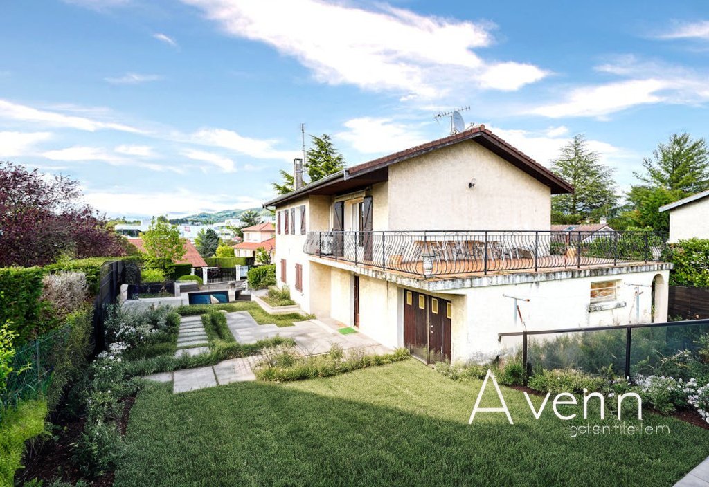 Family Home Of 161 M2 In Champagne Au Mont D'or, Auvergne Rhône Alpes ...