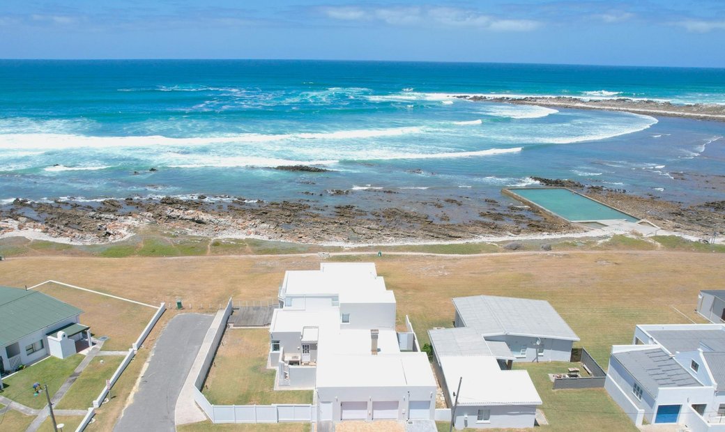 House Agulhas In L'agulhas, Western Cape, South Africa For Sale (16674687)