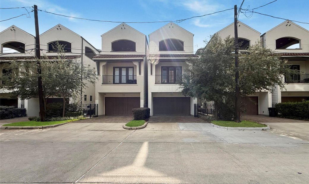 Single Family Residence In Houston In Houston, Texas, United States For ...