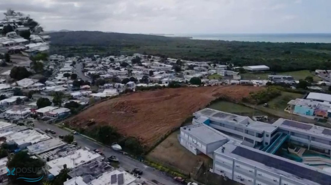 Solar Fajardo En Fajardo, Fajardo, Puerto Rico En Venta (16673069)