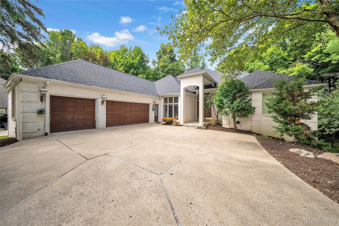 Residential Northville In Novi, Michigan, United States For Sale (16675458)