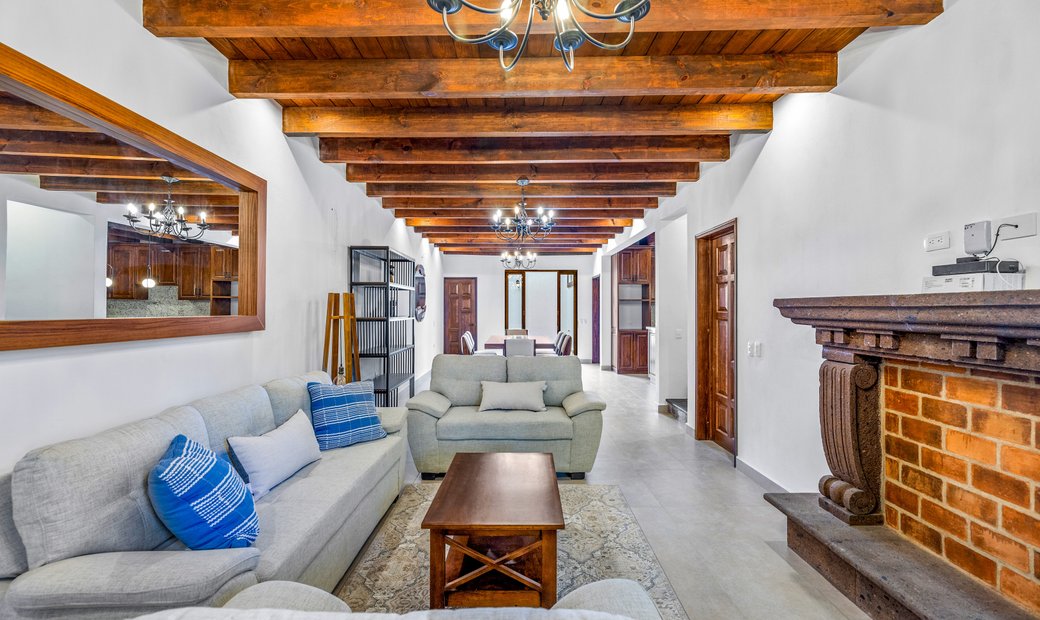 Casa Teresita In Presita Guadalupe, Guanajuato, Mexico For Sale (16689618)