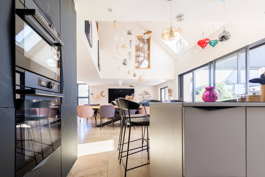 Dijon Southeast In Dijon, France For Sale (16692797)