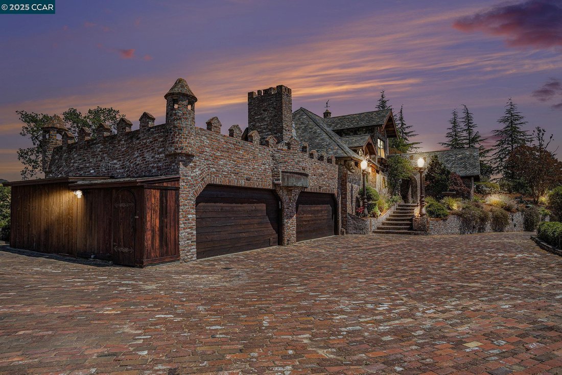 Single Family Residence In Alamo In Alamo, California, United States ...