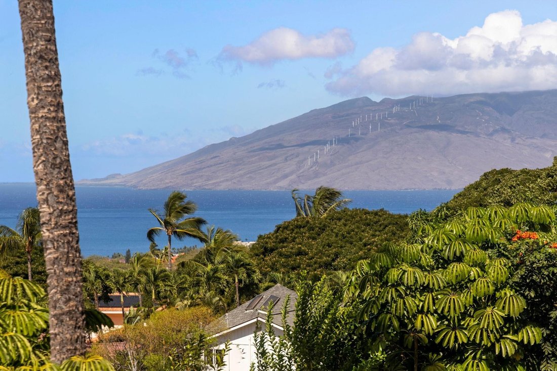 Modern Treehouse Retreat With Panoramic Ocean In Kihei, Hawaii, United ...