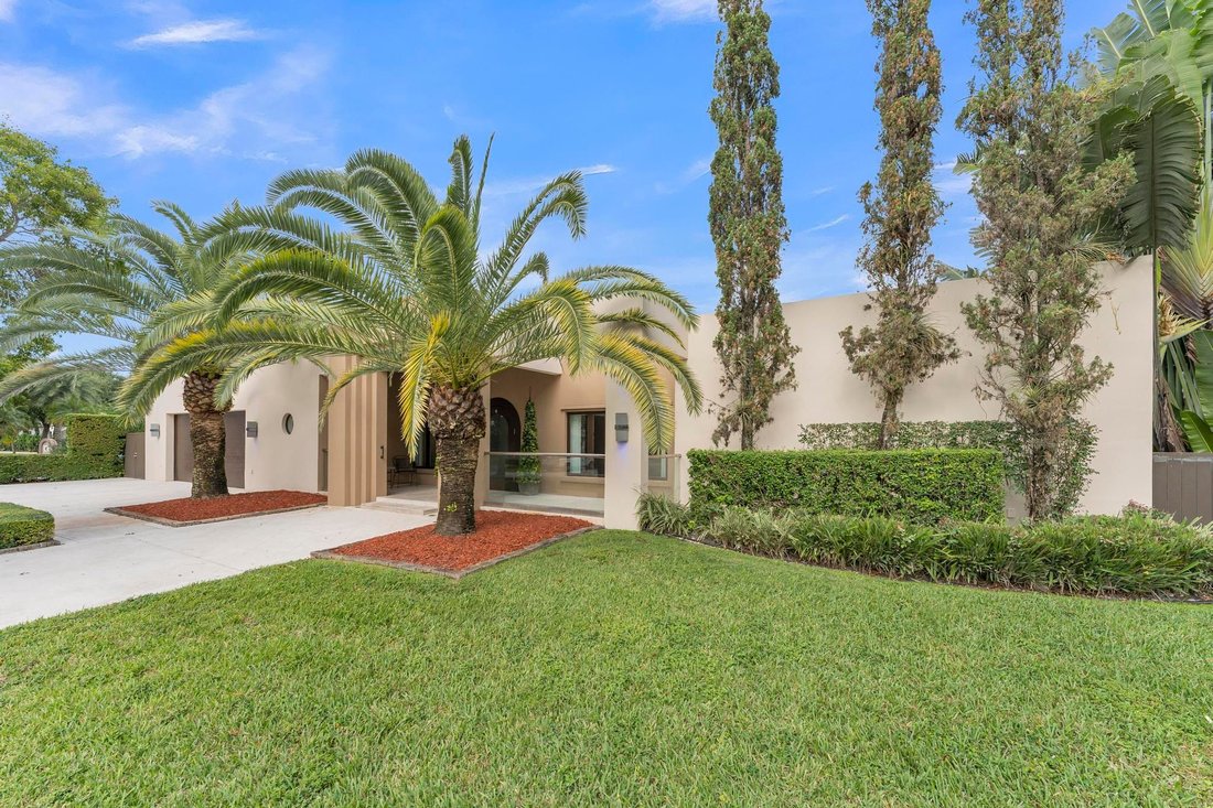 7261 W Troon Cir, Miami Lakes, Fl, En Miami Lakes, Florida, Estados ...