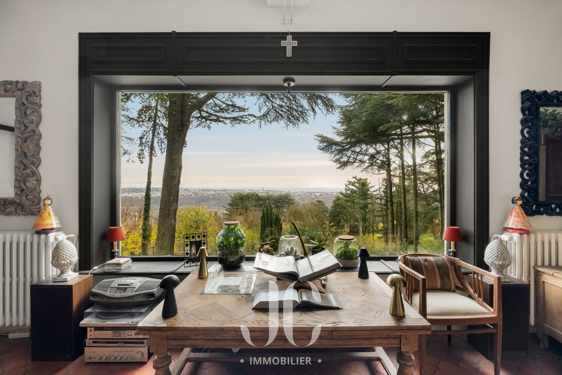 Charming Property With In Saint Cyr Au Mont D'or, Auvergne Rhône Alpes ...