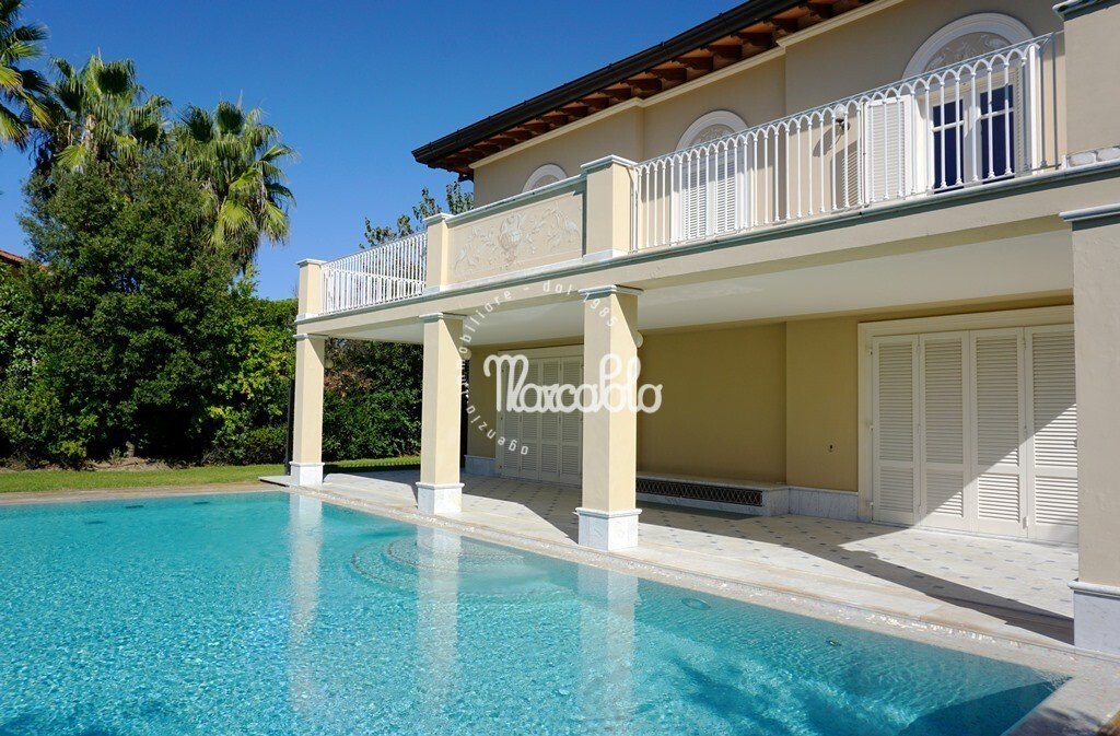Villa 550 Sqm In Forte Dei Marmi, Tuscany, Italy For Sale (16696724)